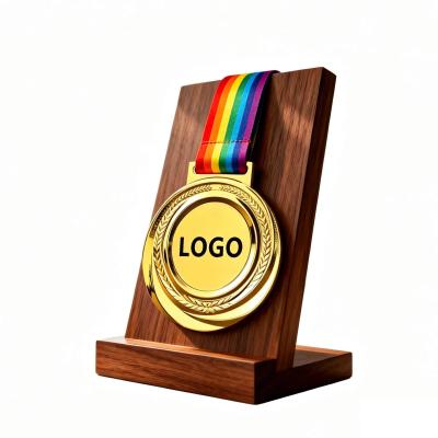 China Custom Sports Medal Zinc Alloy Gold Silver Plated with Custom Logo for Award Ceremonies for sale