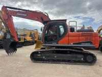 China 800mm Track Used Doosan DX225LCA Excavator Doosan DX225 Crawler Medium Excavator for sale