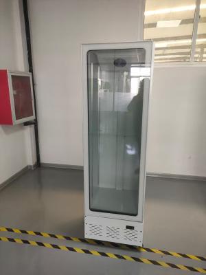 China 1050×660×2020 W X D X H Vertical Display Freezer Offering Automatic Defrosting Designed to Maintain Product and Visibility for sale