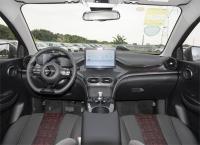 China 405KM Electric Hatchback Car BYD E2 Honor Comfort Sedan With Advanced Technology for sale