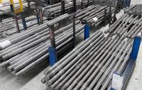 China SB81 Through Bolt For Hydraulic Breaker Hammer Construction Works And Acceptable OEM for sale