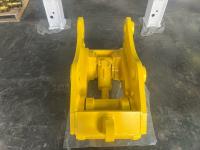 China OEM Hydraulic Quick Hitch Coupler For Rock Breaker Excavator Pin Dia. 70-90mm for sale
