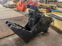 China Custom Demolition Hydraulic Metal Shear Excavator For Construction Works for sale