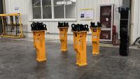 China 20 Ton Excavator Rock Box Type Hydraulic Breaker For Concrete Demolition for sale