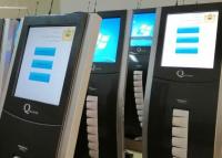 China QMS Ticketing Kiosk Hospital Queuing System Fully Configurable for sale