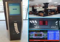China Dustproof Self Service 17 Inch Digital Queue Management System for sale