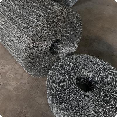 China Six Lines Pipeline Reinforced Welded Wire Mesh Anti Rust For Oil And Gas for sale
