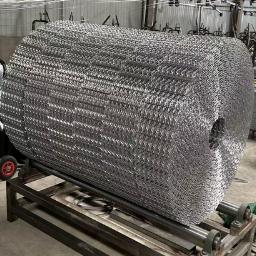 China Everglades Gas Pipeline Reinforced Galvanized Steel Mesh Weight 49kg Per Roll Welded Mesh for sale