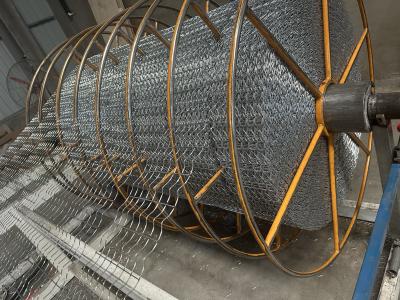 China Point Welded Concrete Weight Coating Mesh 2.8 MM Roll Weight 41kg 82kg for sale