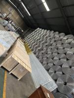 China Concrete Weight Coating Mesh Hole Size 25.4mmx67mm Spot Welded Pipeline Steel Mesh for sale