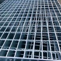 China Durable Custom 1M Q195 Serrated Metal Grating For Industry Platform for sale