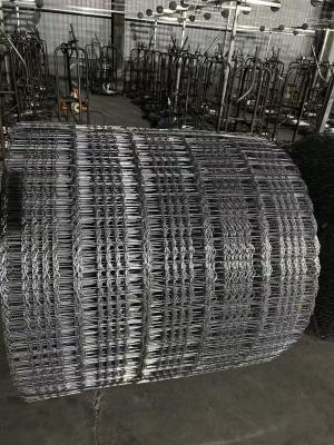 China Pipeline Reinforced Hot Dip Galvanized Steel Mesh Hole Size 25.4mmx67mm Spot Welded Pipeline Steel Mesh for sale
