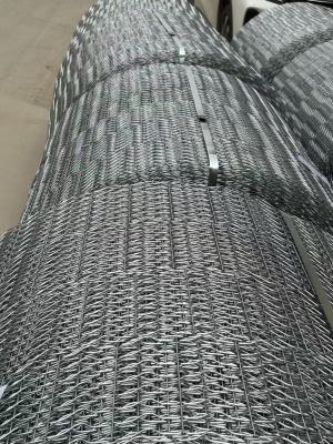 China Hole Size 25.4mmx67mm Spot Welded  Hot Dip Galvanized Wire Pipeline Reinforced Mesh for sale