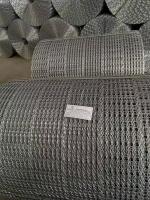 China Six Rolls Per Bundle Pipeline Reinforced Mesh For Pipeline Protection for sale