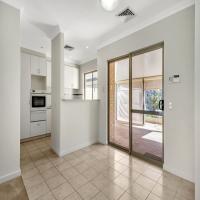 China Aluminum Corner Stacking Sliding Doors 6063 6061 6005 6060 for sale