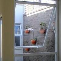 China Fluorocarbon Coated Aluminum Awning Window Low E Glass Tempered for sale