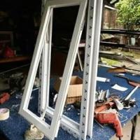 China Residential Aluminum Awning Window Double Tempered Glass Vertical for sale