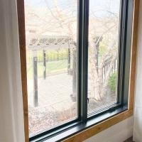 China 5mm Double Tempered Glass Aluminum Sliding Window 1.4mm 1.6mm Frame for Balcony for sale