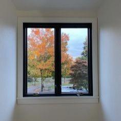 China 5mm Double Tempered Glass Aluminum Sliding Window 1.4mm 1.6mm Frame for Balcony for sale
