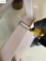 China Pink 4 Step Aluminum Folding Ladder 250mm Pedal 1.2mm Thickness 150kg Capacity for sale