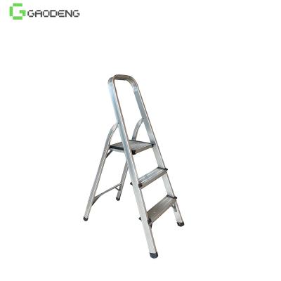 China 250mm Pedal Red Aluminum Platform Step Ladder 1.2mm for sale