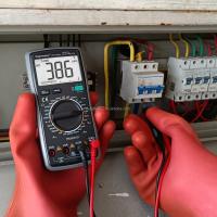 China Digital Multimeter 1000V AC DC Voltage Tester Resistance Capacitance NCV Auto Power Off for sale