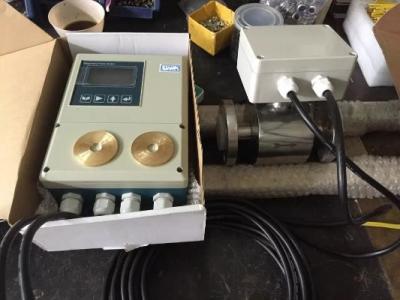China Electromagnetic Flow Meter DN10-DN2000 SS304 PFA Liner ±0.5 Accuracy for sale