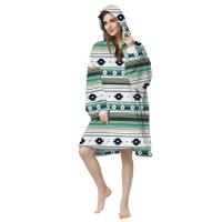 China 100% Polyester Customized Wearable Blanket Hoodie Oversized Fleece Hooded Blanket for sale