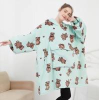 China 100% Polyester Fleece Oversized Hooded Blankets  Unisex Ultra Comfortable for sale