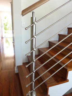 China Stainless Steel Metal Tube Stair Railing Brushed Finish 1.5mm Thick Rod Railing for sale