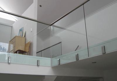 China SS Side Mounted Spigot Glass Railing Durable Frameless Glass Deck Railing for sale