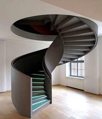 China Customized Design Curved Staircase Construction No Welding Glass Tread for sale