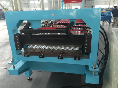 China Aluminium Corrugated Profile Roofing Sheet Roll Forming Machine Auto PLC Frequency Control for sale