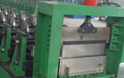 China V U Keel Light Steel Frame Machine , Automaticcable Tray Roll Forming Machine for sale
