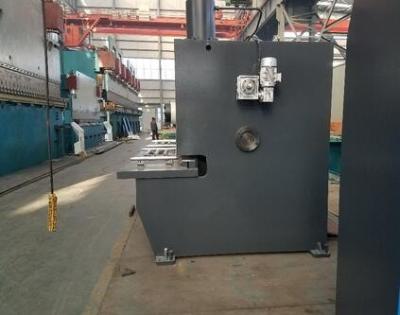 China Hydraulic Guillotine Shearing Machine Accurl , S 3200 X 100 Ton CNC Press Brake for sale