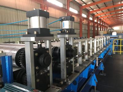 China Discontinuous Wall PU Sandwich Panel Production Line EPS Auto Roll Forming Equipment for sale
