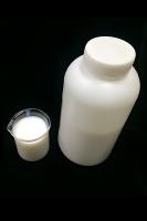 China Good Adhesion Styrene Acrylic Emulsion Applicable To Building Surfaces To Extend Building Life for sale