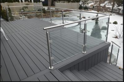 China Modern Galvanized Glass Balcony Railing with 5000N Impact Strength and 20+ Year Lifespan for Indoor Outdoor Use for sale