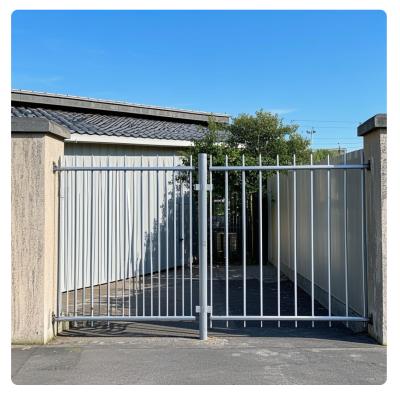 China Modern Galvanized Metal Wall Fence - 1.05m to 24m Height Range, ISO Certified Security Fencing for sale