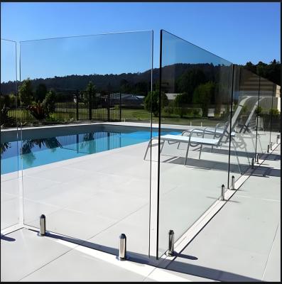 China 12mm Laminated Glass Balcony Railing with 35dB Noise Reduction and 1.5kN/m Load Capacity - ADA Compliant for sale