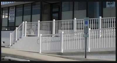 China Slim Aluminum Railings 1.05m Height ADA Compliant with ≤0.15mm Fit Tolerance for Indoor Outdoor Use for sale