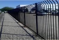 China Heavy Duty Aluminum Safety Barrier System with 2000 lbs Load Capacity and ISO Certification for Indoor/Outdoor Use for sale