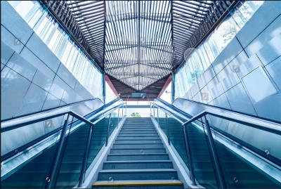 China Aluminum Safety Railing Powder Coated Silver OSHA Compliant Anti-Slip Surface 1 Year Warranty for sale