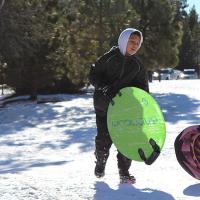 China Experience the Thrill of Winter with Our 21inch Round Snowboard Sled for sale