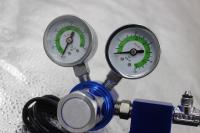 China W21.8 G5/8 Thread Aquariums co2 regulator with solenoid valve 3500PSI output Pressure for sale