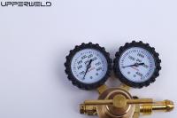 China Standard Gases Media Gas Regulator with 0-400 PSI Delivery Pressure and Brass Inlet Outlet for sale