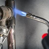 China Trigger-Start Propane Gas Welding Torch with Short-Neck Burner and Easy Push Ignition for sale
