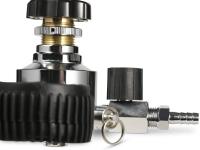 China Thread Size W21.8 G5/8 Dual Gauge CO2 Draft Beer Regulator for Beer Keg and CO2 Tank for sale