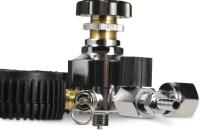 China 110V/220V Dual Stage Beer CO2 Keg Regulator with Safety Pressure Valve and Performance for sale