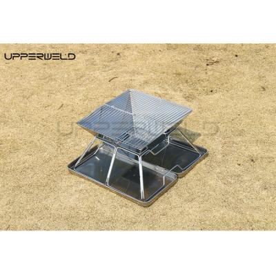 China 2kg Clean Finishing Portable Wood Camping Folding Carbon Grill Stove for Outdoor Trips for sale